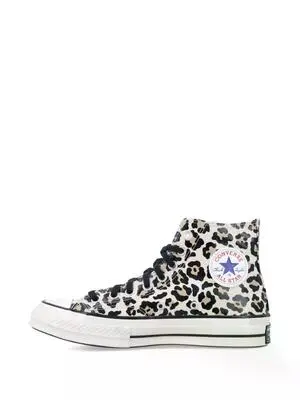 CONVERSE Chuck 70 Glow-in-the-dark Sneakers