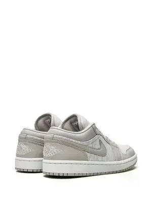 JORDAN Air 1 Low Se Sneakers - Grey