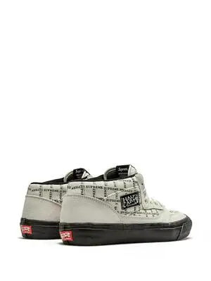 VANS X Supreme Half Cab Pro Grid Logo Sneakers