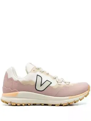 VEJA Low-top Sneakers