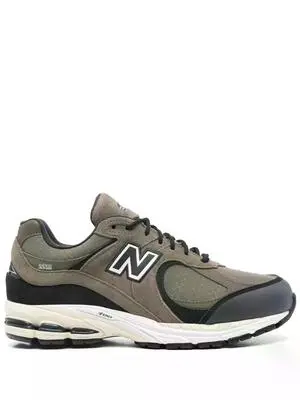 NEW BALANCE 2002r Sneakers