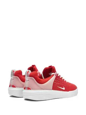 Nike Nyjah 3 Sb Sneakers - Red
