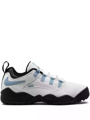 Nike X Supreme Sb Darwin Low Sneakers - White