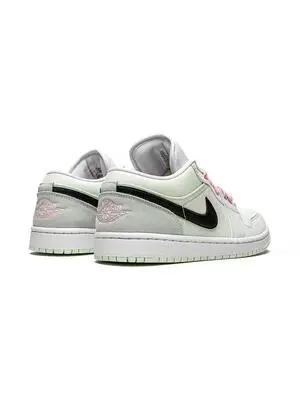 JORDAN Air 1 Low Se Sneakers - Green