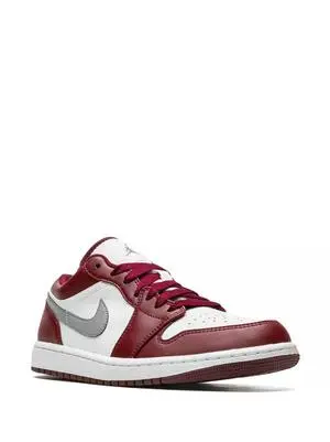 JORDAN Air 1 Low Bordeaux Sneakers - Red