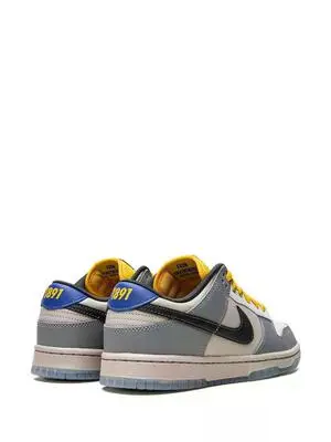Nike Dunk Low North Carolina A&t Sneakers - Grey
