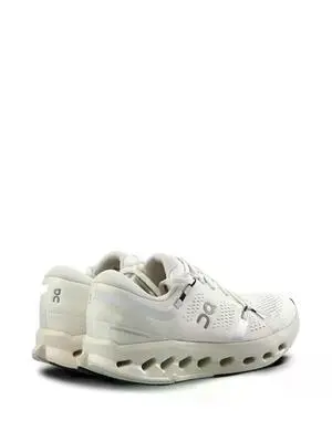 On Cloudsurfer 2 Trainers - Neutrals