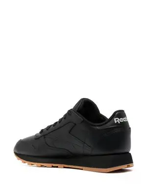 REEBOK Classic Low-top Sneakers - Black