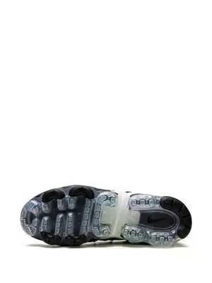 Nike Air Vapormax Plus Sneakers