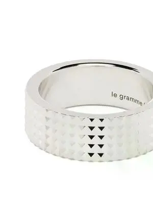 Le Gramme Guilloché Pyramid Ribbon Ring