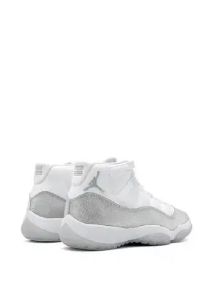 JORDAN 11 Retro Sneakers - White