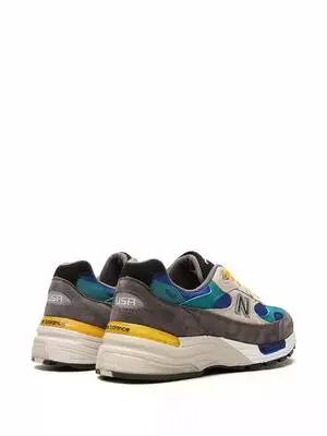 NEW BALANCE 992 Low-top Sneakers - Grey