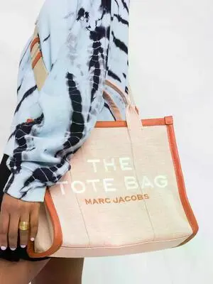 Marc Jacobs The Medium Tote Bag