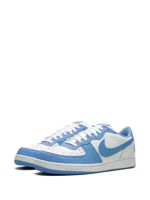 Nike Terminator Low Top Sneakers