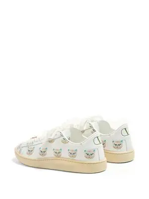 Valentino Garavani Royco Sneakers In Nappa Calfskin With Le Chat De La Maison Motif - White