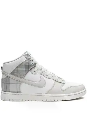 Nike Dunk High Plaid Sneakers - Grey