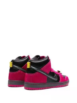 Nike Sb Dunk High Run The Jewels Sneakers - Pink