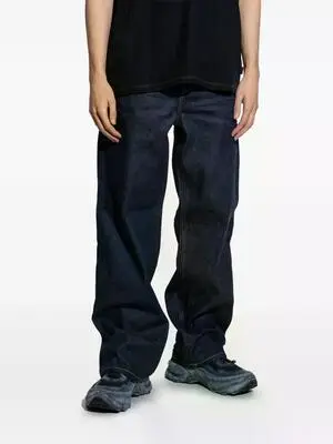 DIESEL® 2001 D-macro 0grdv Straight Jeans