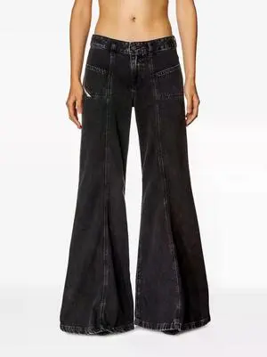 DIESEL® D-akii 068hn Bootcut Jeans - Black
