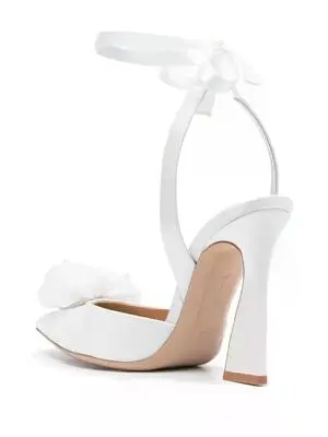 GIANVITO ROSSI Flower-detailing Pointed-toe Pumps