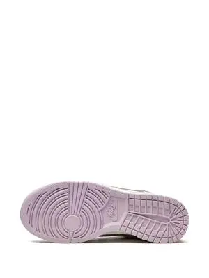 Nike Dunk Low Sneakers - Grey