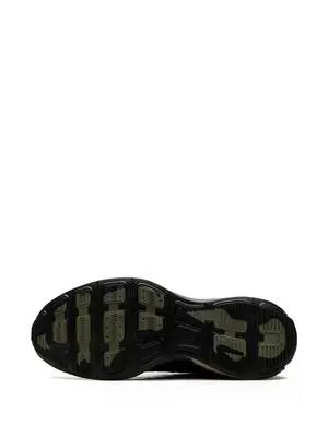 Nike Lunar Roam Se Sneakers