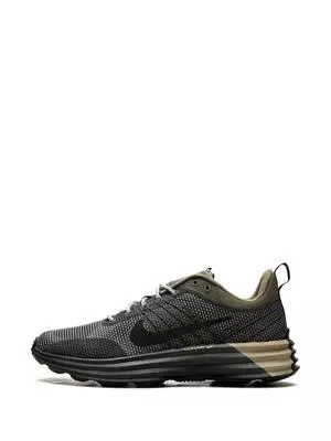 Nike Lunar Roam Se Sneakers