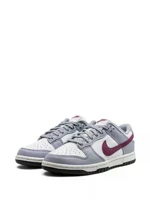 Nike Dunk Low Sneakers - Grey