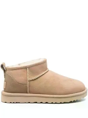 UGG Slip-on Boots - Neutrals