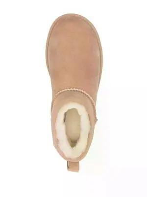 UGG Slip-on Boots - Neutrals