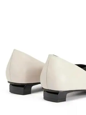 AMI Paris Pointed Leather Flat Pumps