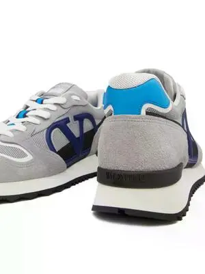 Valentino Garavani Vlogo Pace Low-top Sneakers - Grey