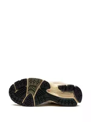 NEW BALANCE 2002r Hiking Pack Sneakers - Neutrals