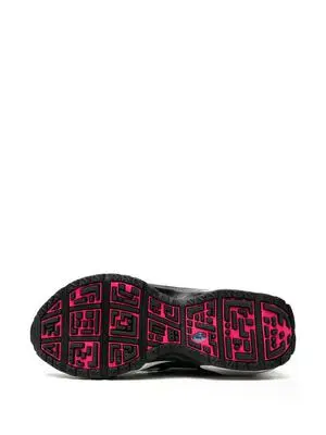 Nike Air Max Sndr Highlighter Sneakers - Pink