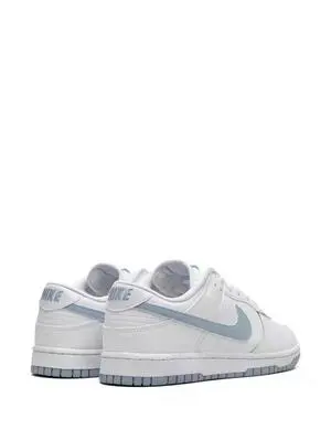 Nike Dunk Low Sneakers - White