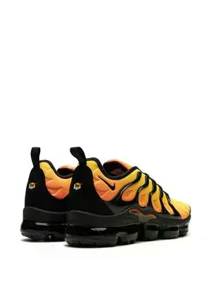 Nike Air Vapormax Plus Sneakers - Black
