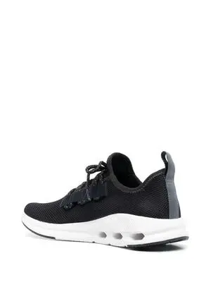 On Low-top Sneakers