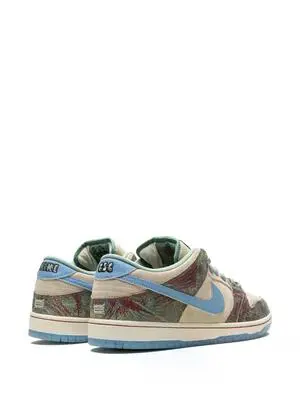 Nike X Crenshaw Skate Club Sb Dunk Low Sneakers - Neutrals