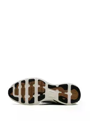 Nike Lunar Roam Se Sneakers