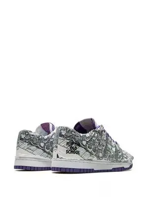 Nike Dunk Low "flip The School" Sneakers - Grey