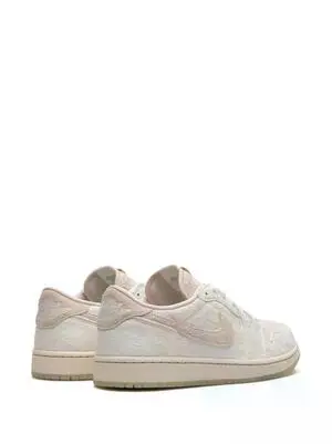 JORDAN X Chris Paul Air 1 Low Og Sneakers