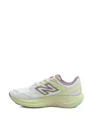 NEW BALANCE Fresh Foam Sneakers