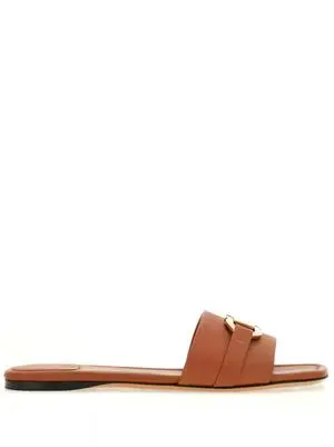 FERRAGAMO Gancini-buckle Leather Slides - Brown