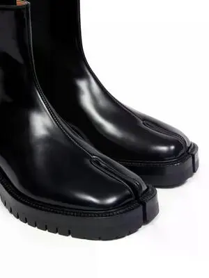 MAISON MARGIELA Tabi Leather Chelsea Boots