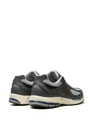 NEW BALANCE 2002r Sneakers - Grey