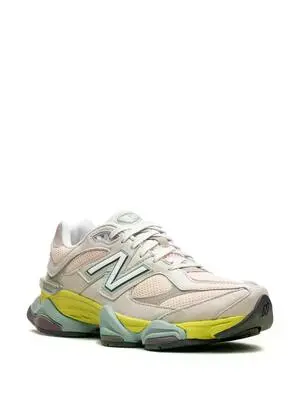 NEW BALANCE 9060 Sneakers - Neutrals