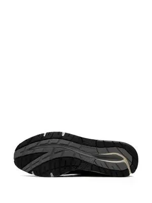 NEW BALANCE Made In Us 990v2 Sneakers