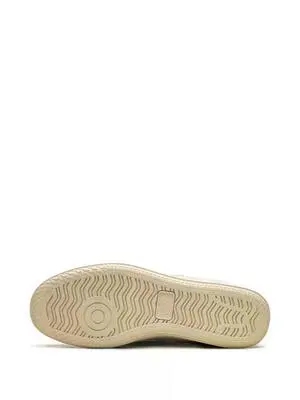 NEW BALANCE T500 Low-top Sneakers - Neutrals