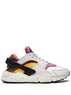 Nike Air Huarache Light Bone/lethal Pink-univers Sneakers - Grey