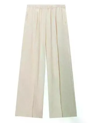 Tout A Coup Knee Length Pants For Women